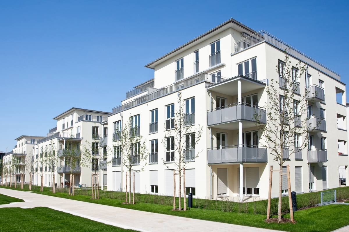 An estate of newly completed homes and apartments. – Suevia Immobilien An estate of newly completed homes and apartments. – Suevia Immobilien